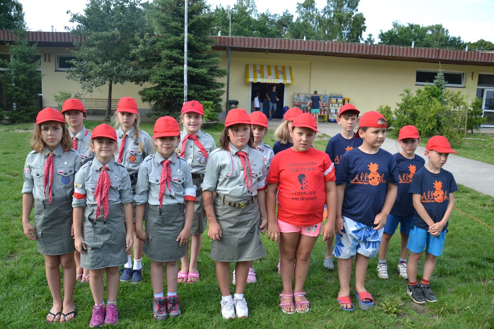 Referat Zuchowy Śląskiej Choragwi ZHP: Zuchy uczciły pamięć Powstańców ...
