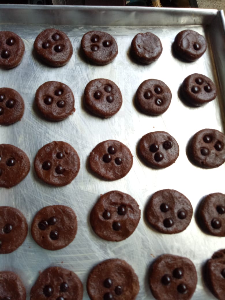 √ Resep Choco Chips Cookies
