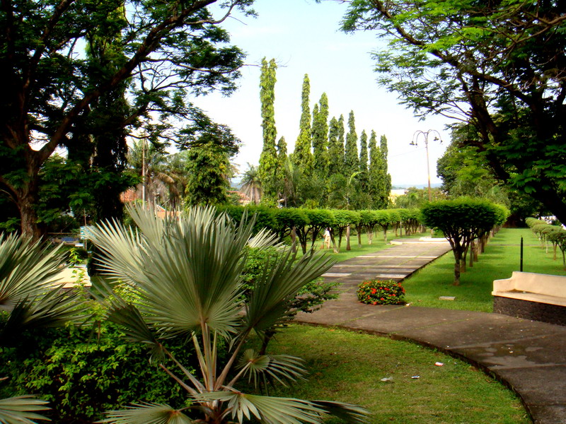 Taman Indah: Foto Taman