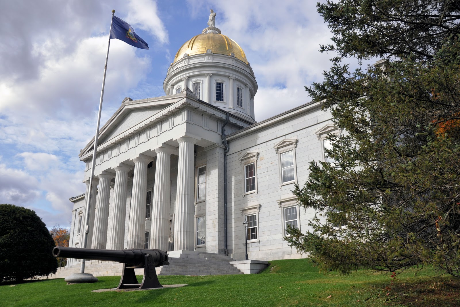 Images and More: State Capitols – Montpelier, Vermont