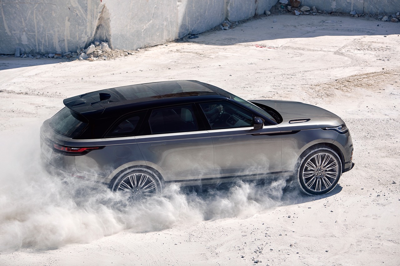 Range Rover Velar: FOTO - Interni e Esterni