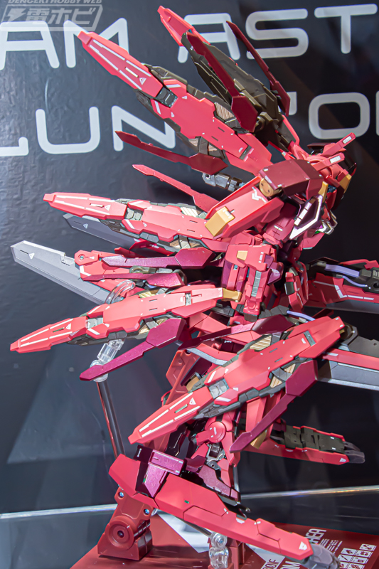 "Avalung" OP-set Exhibited at the METAL BUILD INFINITY Event