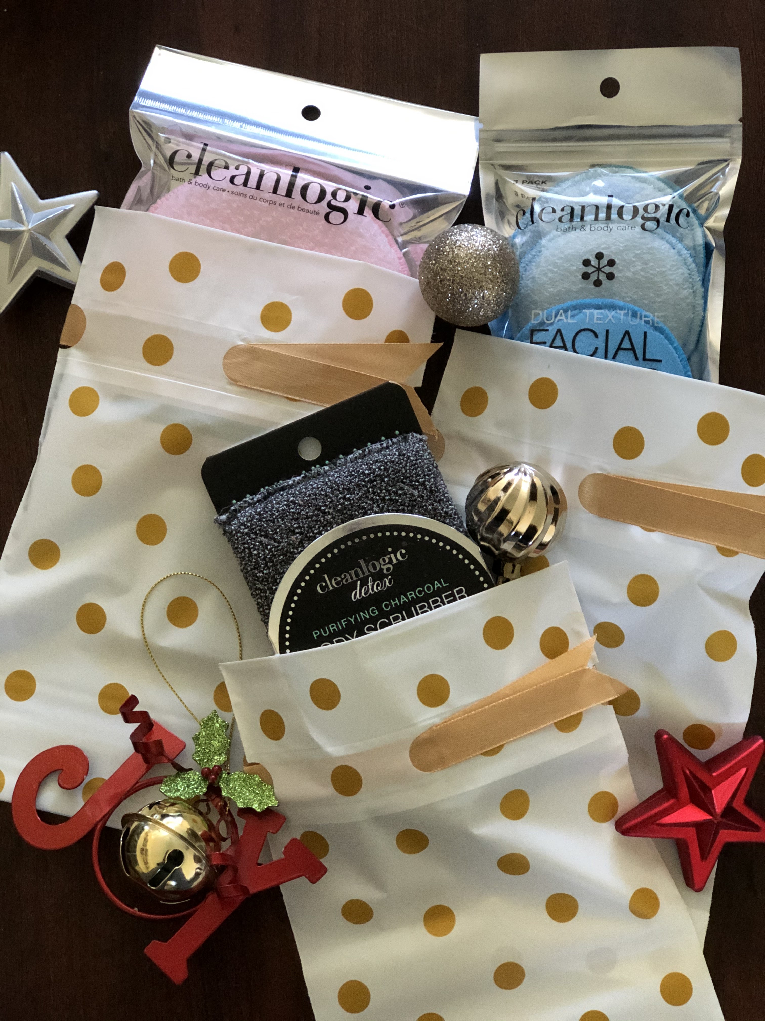 Pamper Yourself With Cleanlogic Bath & Beauty Products (Giveaway) | Mom ...