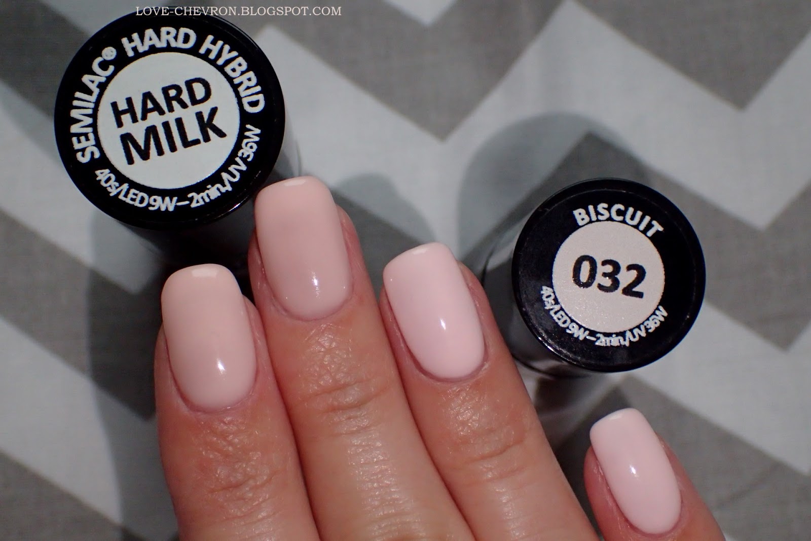 Love Chevron: Porównanie kolorów Semilac Biscuit 032 i Semi Hardi Milk ...