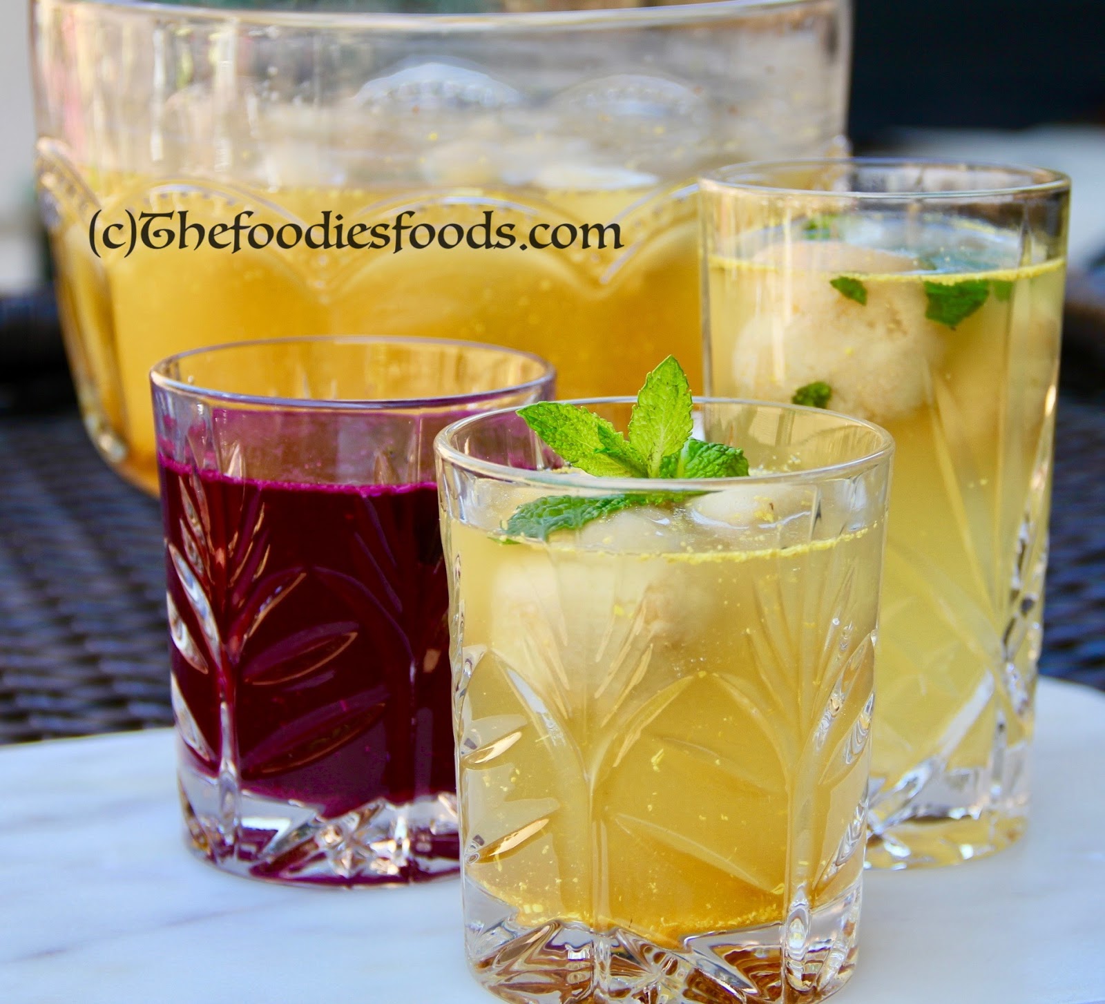 thefoodiesfoods.com: PAAN BITES