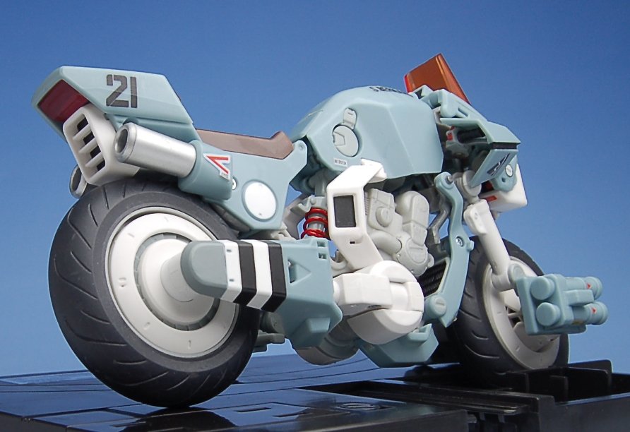 La vida por Robotech: Cyclone, la moto-armadura