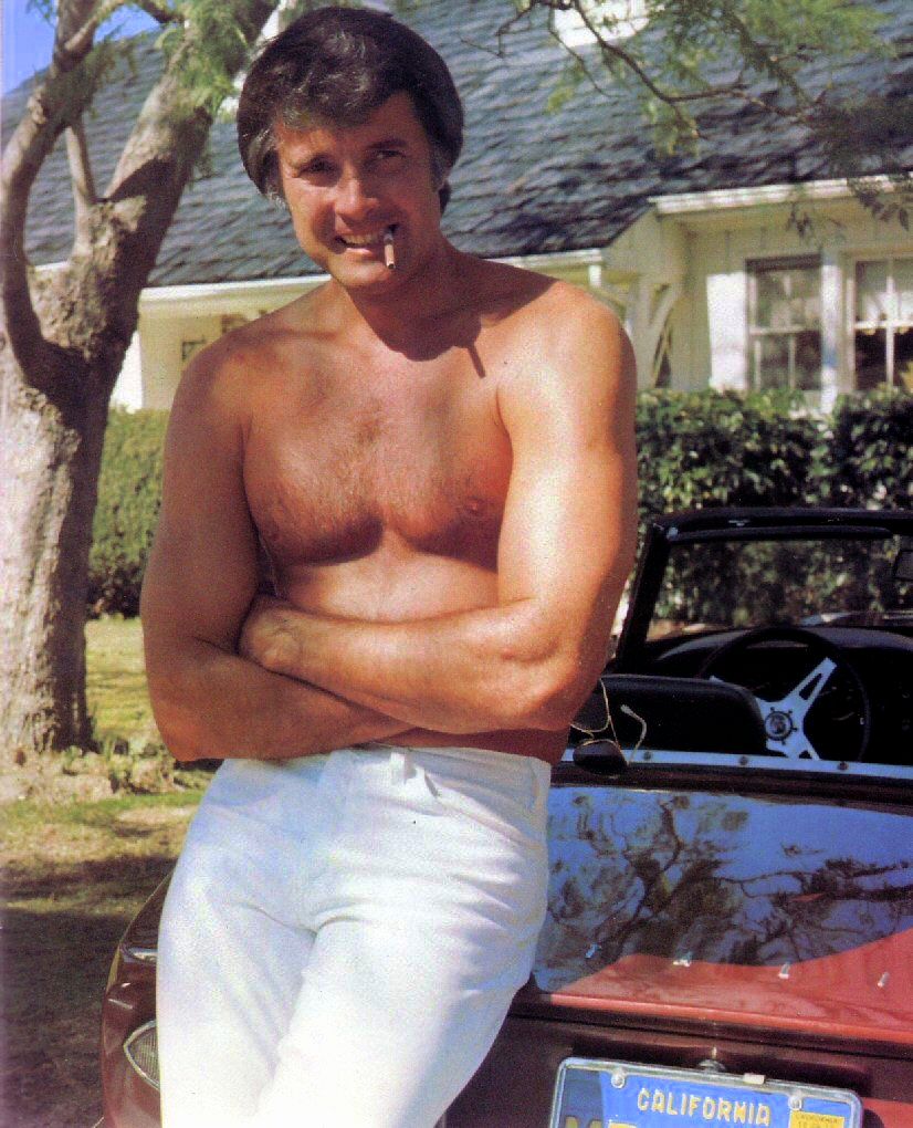 Poseidon's Underworld: Fond Farewell: Waggoner Rolls On...