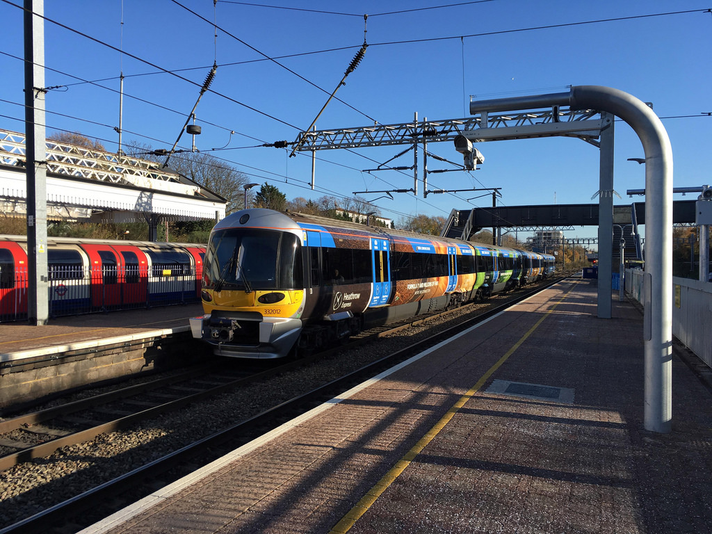British Diesels and Electrics: Class 332 Heathrow Express