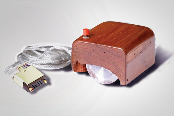 Penemu Mouse : Douglas C. Engelbart - Labschool Pintar