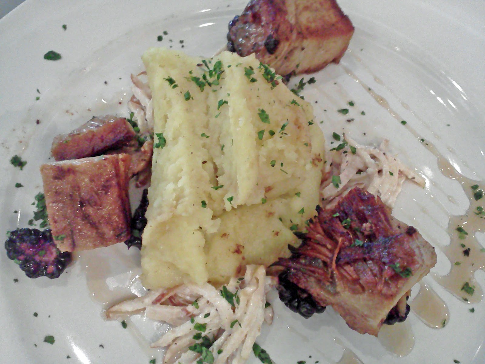 Tasting the Junky Burger at The Eatery - Munchie Musings