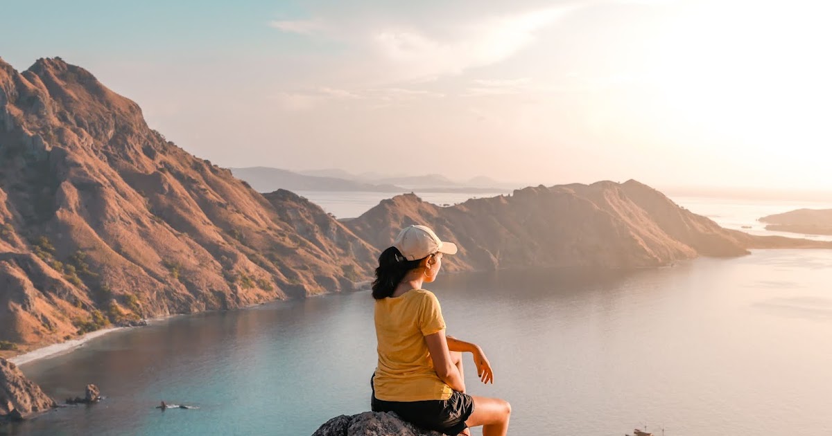 Sitcom Geek: Climbing The Sitcom Script Mountain