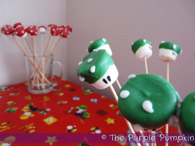 Super Mushroom & 1-Up Mushroom Marshmallow Pops