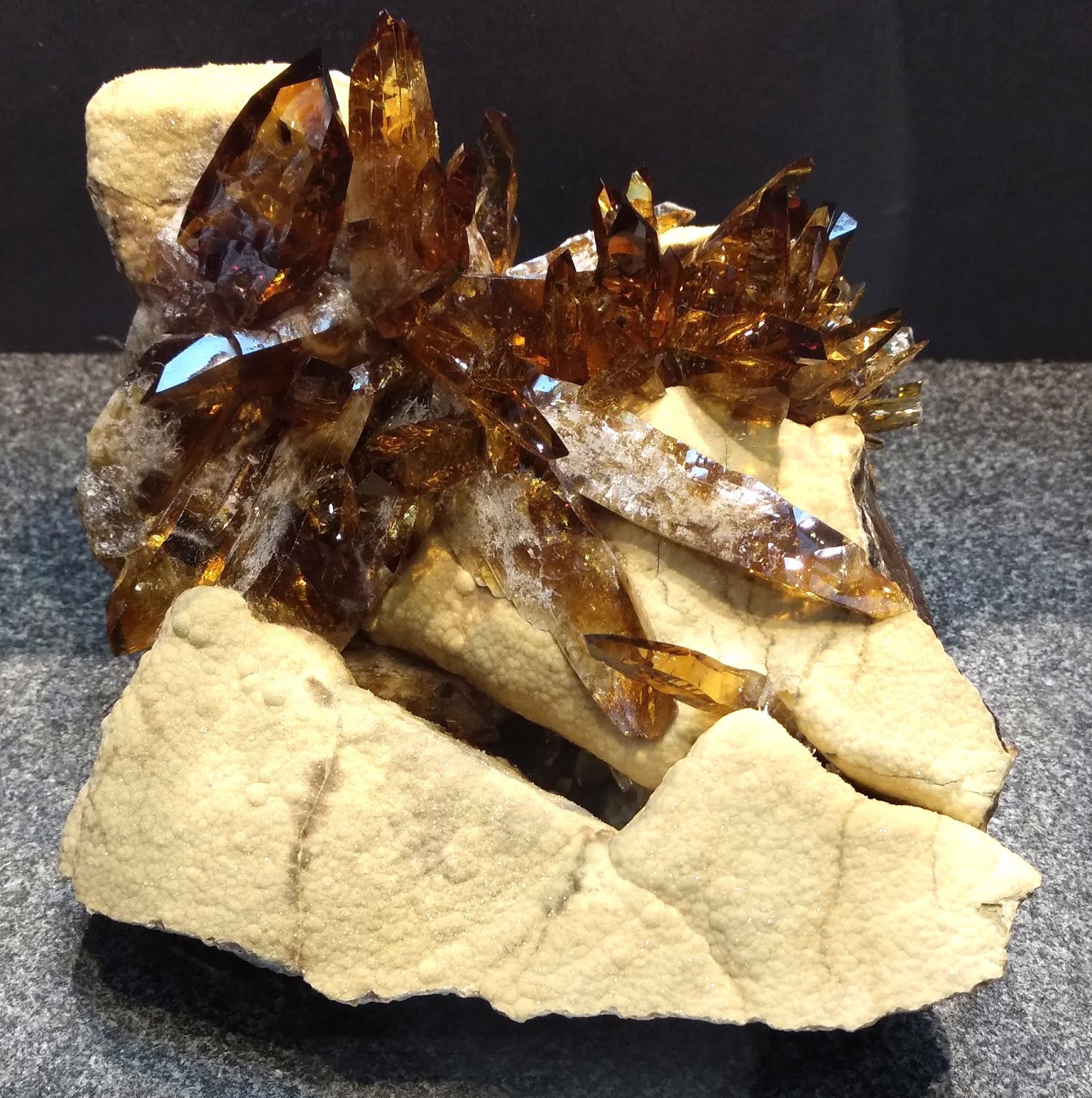CSMS GEOLOGY POST: ELK CREEK BARITE: BEST $3 MINERAL FROM DENVER