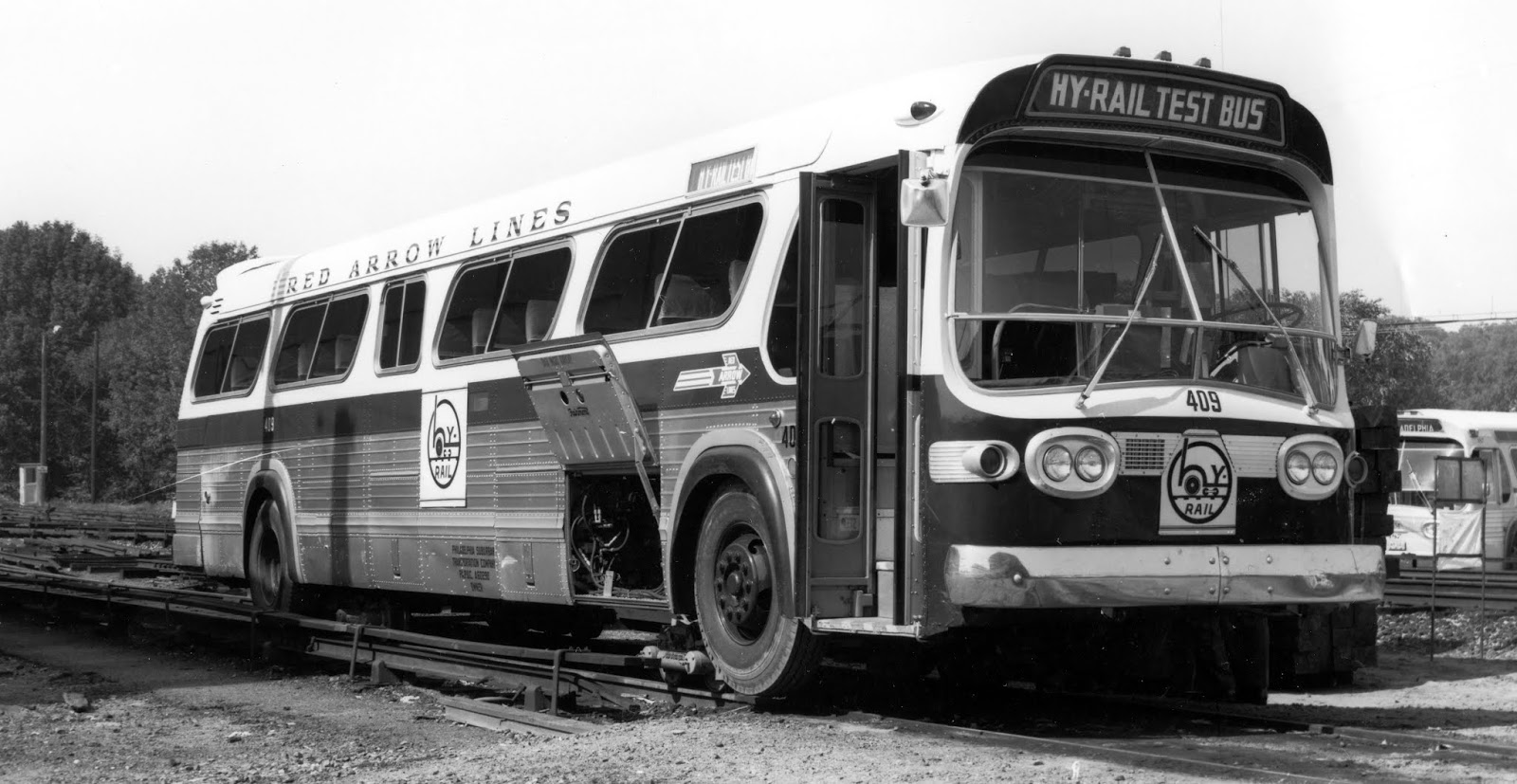 Just A Car Guy: the ill-fated Railbus experiment on the Red Arrow Lines ...
