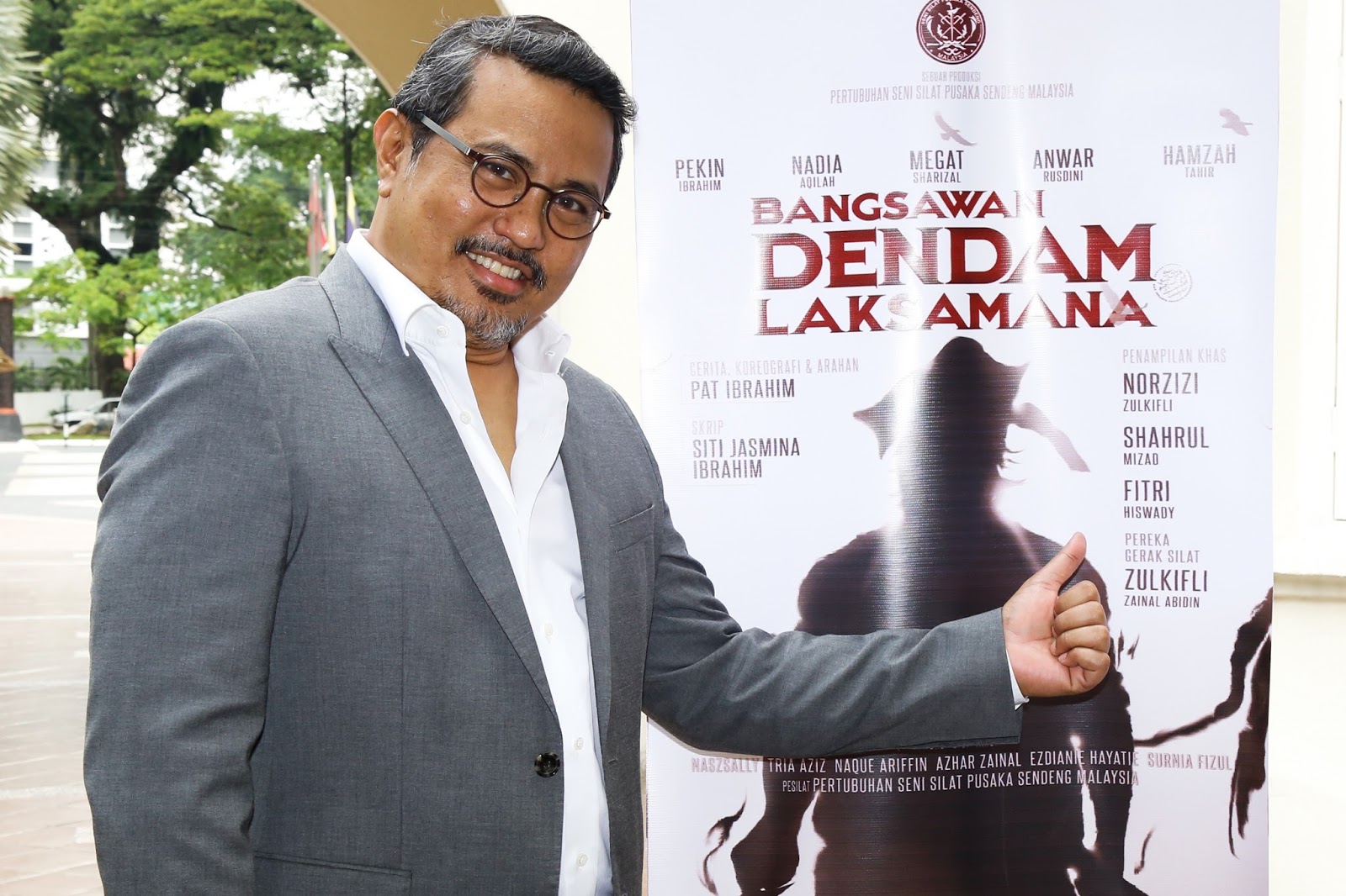 Nafas Baru Pentas Bangsawan oleh Pat Ibrahim - ieyra.com