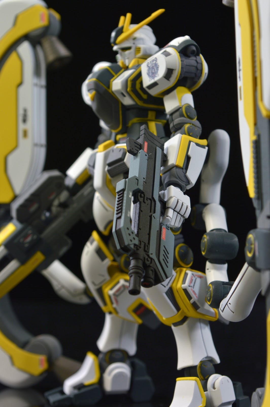 High Grade Atlas Gundam Kit Review