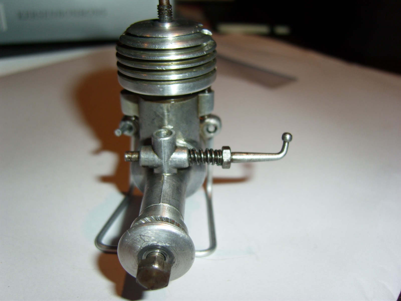 Vintage Model Airplane Engines Running: Bus F- 1.25 cc Diesel Engine