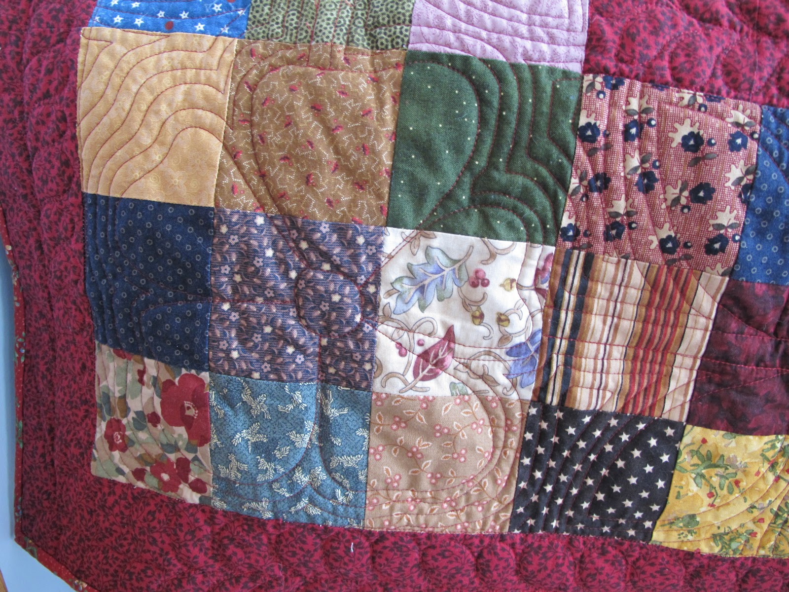 Colleen Quilts Too!: Stars Around The Garden - Finished!