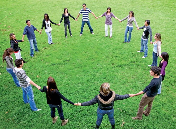 Zetrusk: A sociedade e os seus indivíduos