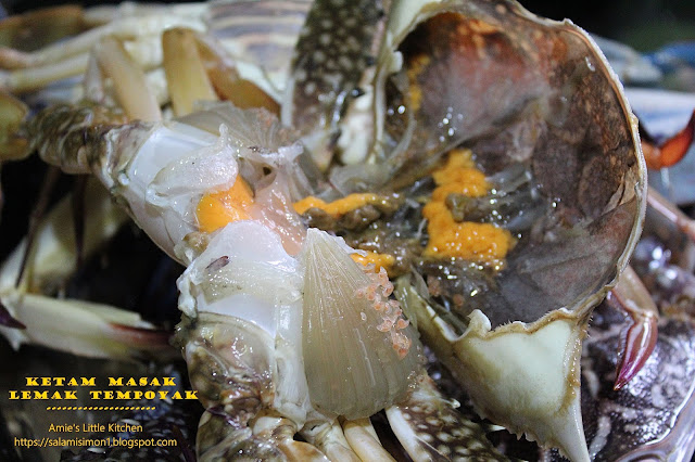 Ketam Masak Lemak Tempoyak - Amie's Little Kitchen