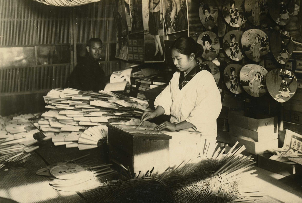 Stunning Vintage Photos of Everyday Life in Japan From Between the ...
