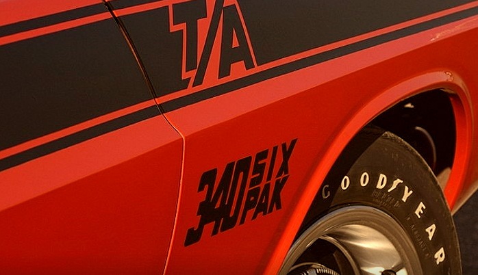 MUSCLE CAR COLLECTION : 1970 Dodge Challenger T/A 340 Six Pack