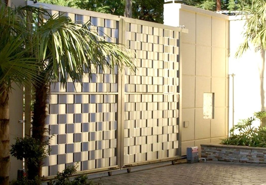 52 Fantastic Gate Design Ideas That Protect Your Home | ARA HOME