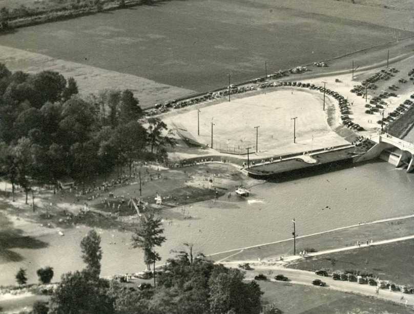 Towns and Nature: Fort Wayne, IN: Municipal Beach