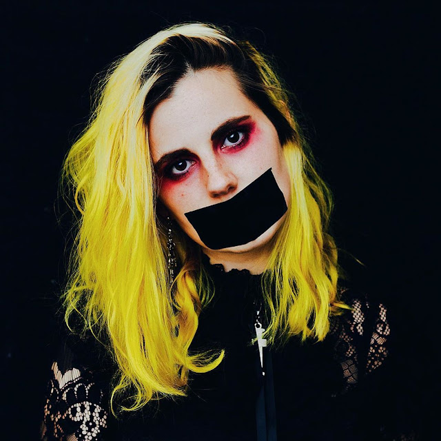 Everything You Need To Know About Singer AViVa