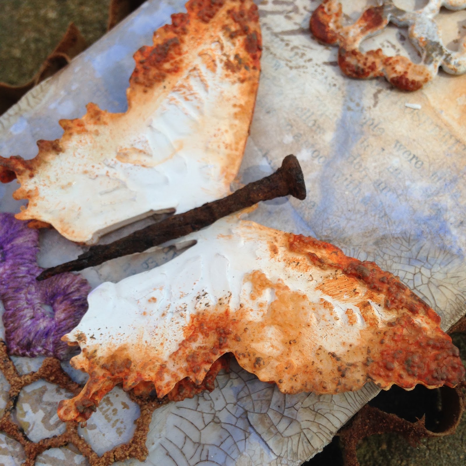 sarascloset: A Vintage Journey Guest Designer-- Rusted Porcelain