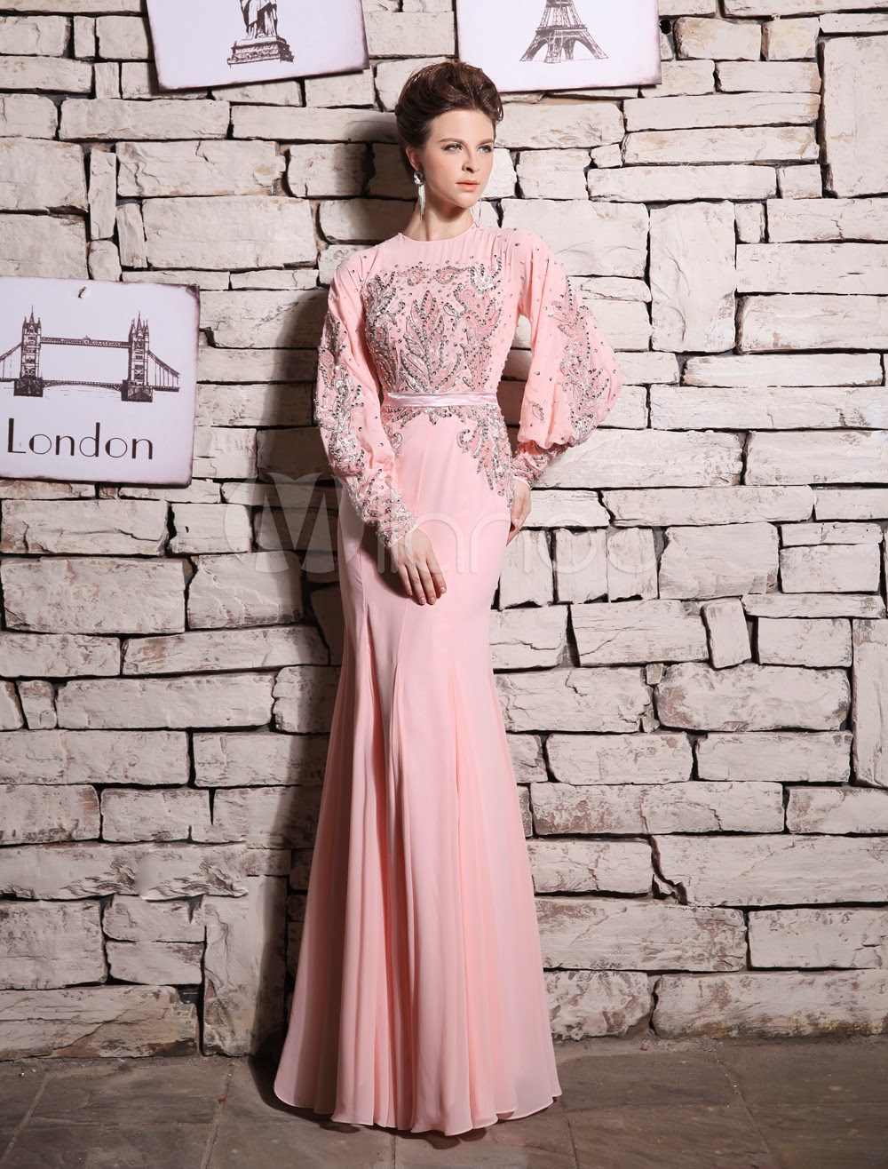 CaterinaFashionStyle: Robe fascinante de soirée rose sirène col rond et ...