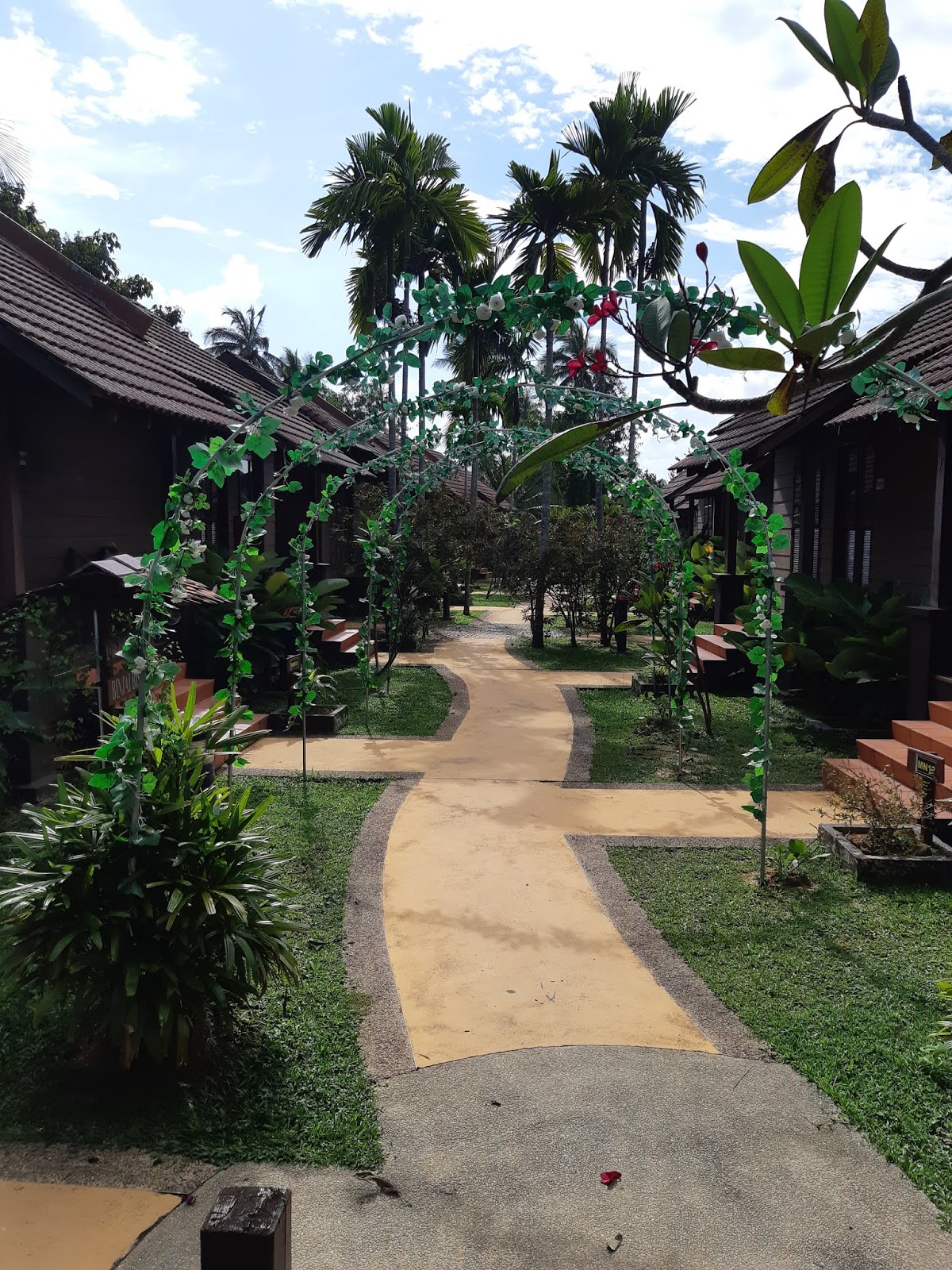 Bercuti di Ulek Beach Resort : Makan Udang Celup Tepung Murah di Dungun