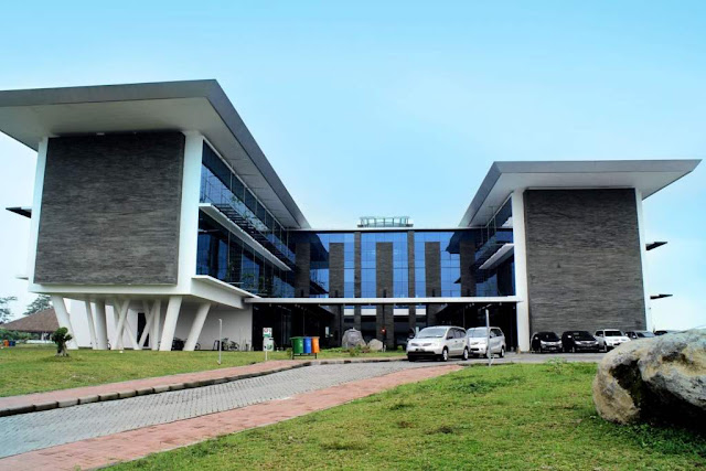 3 Pabrik Tekstil Terbesar di Indonesia - Ruang TEKSTIL