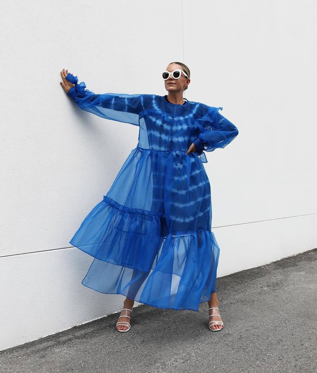 25 Blue chic outfits ideas to try | Melody Jacob