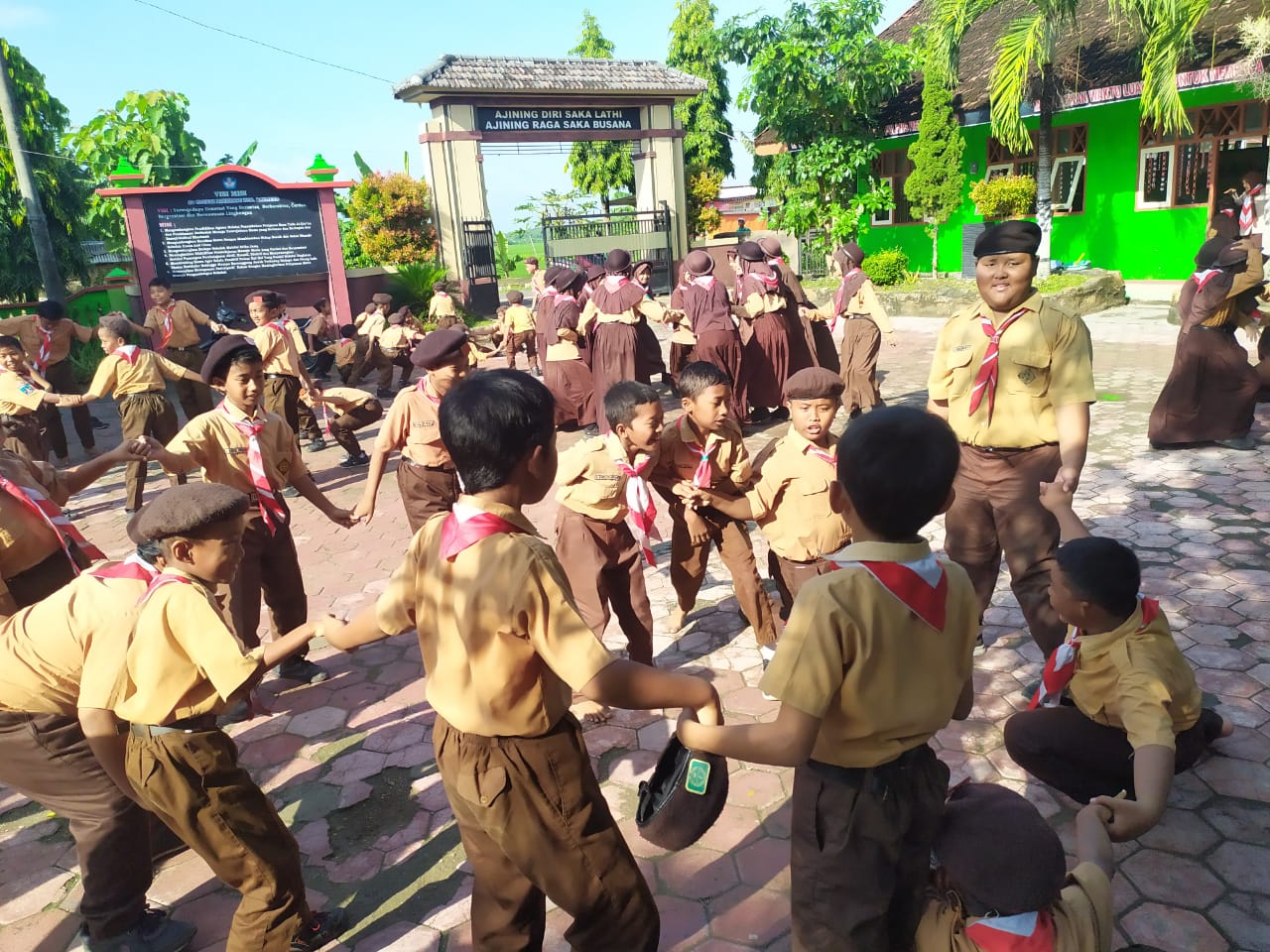 Kegiatan Ekstakurikuler Pramuka SDN Banjaran-Baureno-Bojonegoro "Contoh ...