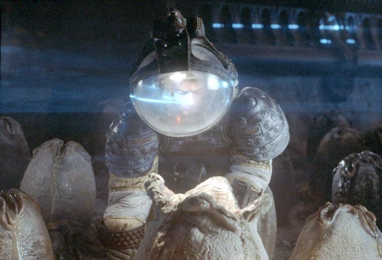 Lo que Coppola quiera: Blog de cine: ALIEN (1979) vs. ALIENS (1986)