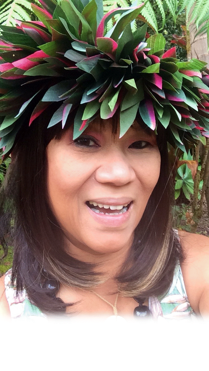 Grains of Sand: Scenes from Hawaii's Merrie Monarch 2014 (Ho'ike)