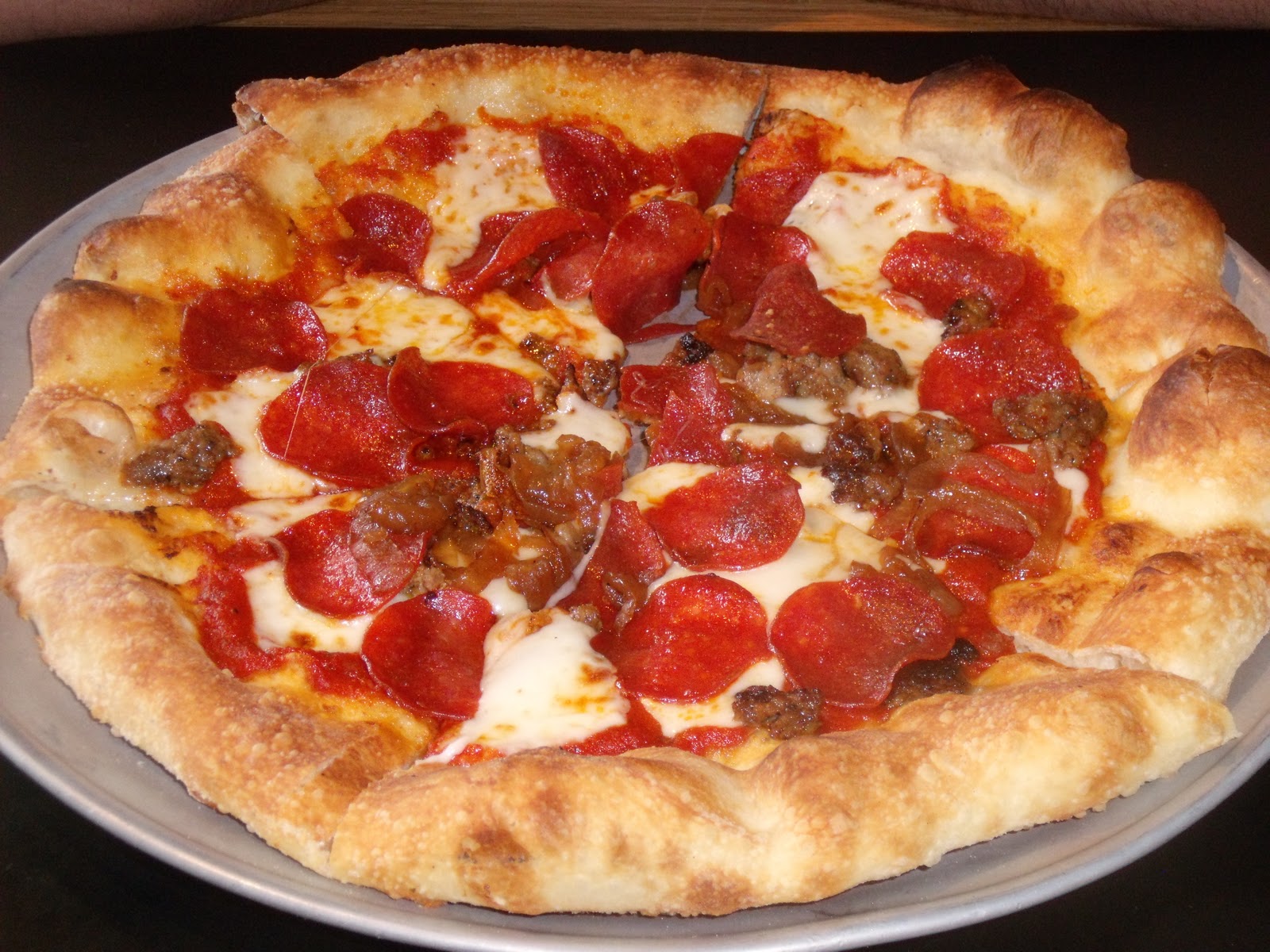 The Resident's Guide to LA: The Six Restaurant