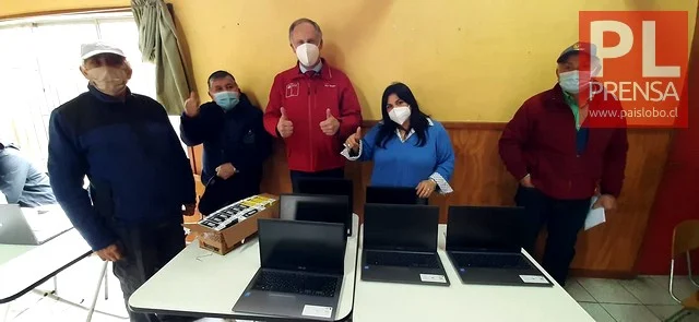 Junta de vecinos de Francke Norte recibe implementación para Telecentro ...