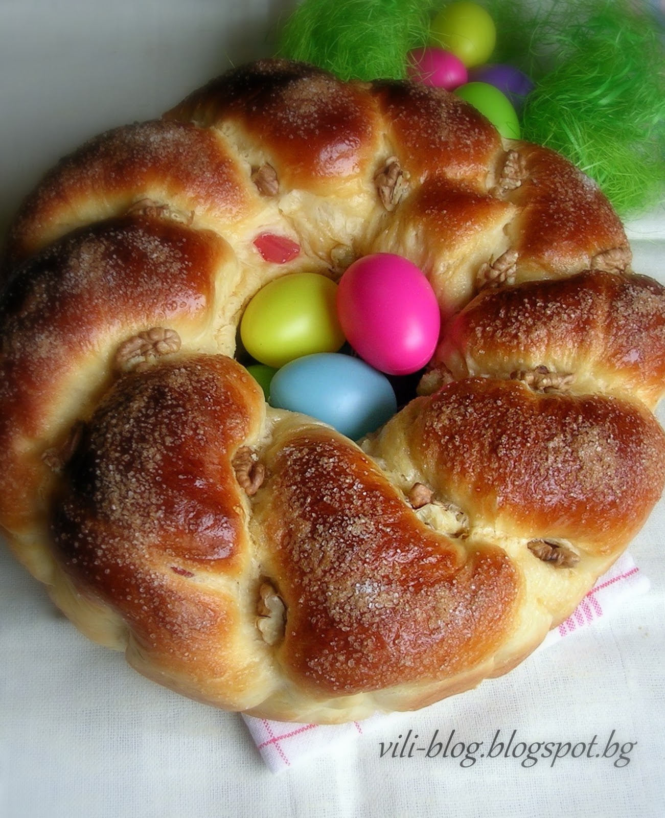 Къкрещо гърненце: Козунак с локум и стафиди и козуначено руло с мармалад