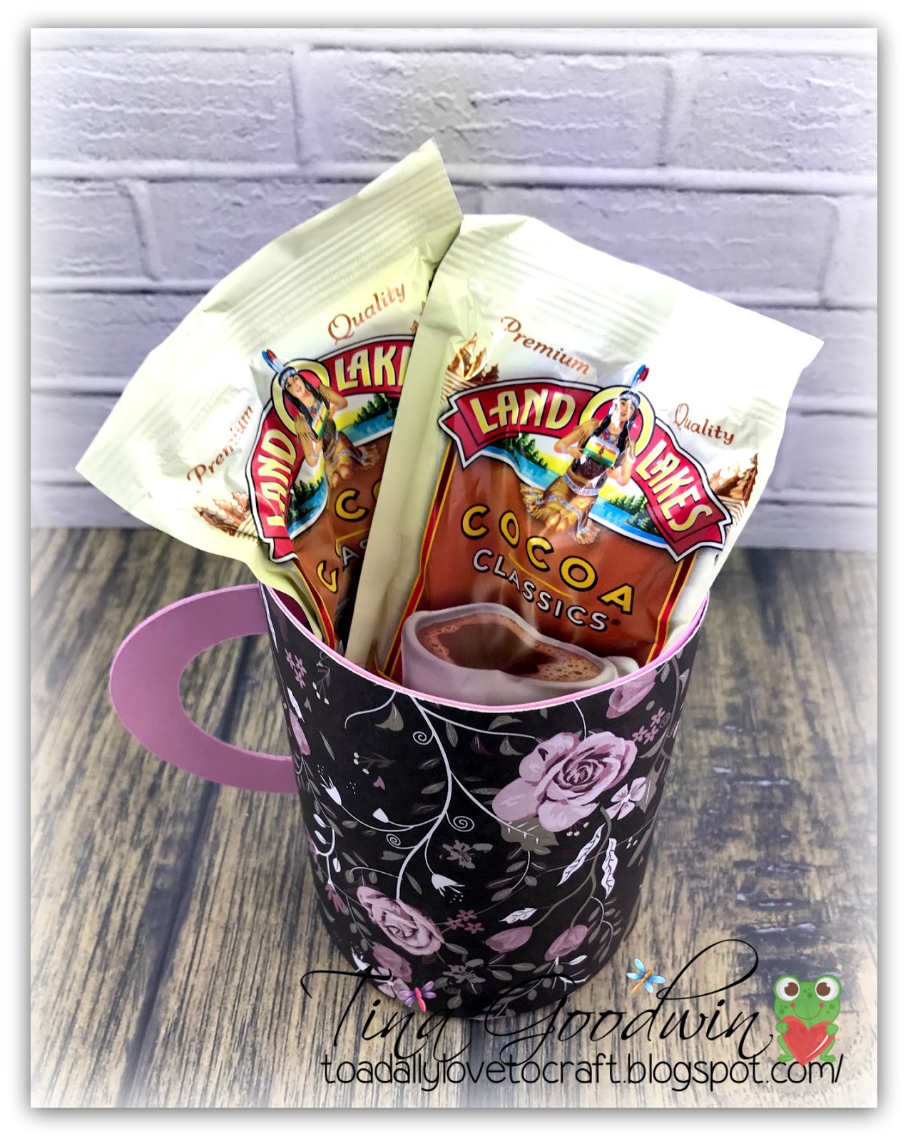 Toadally Love To Craft: 3D Cups with The Cutting Cafe