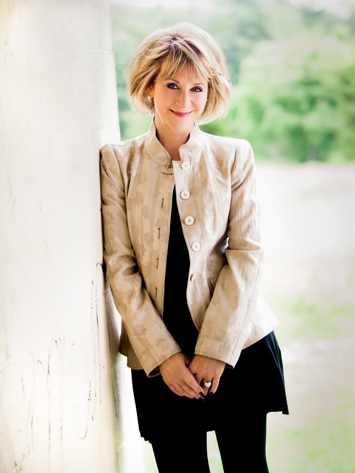 Book Giveaway! Blueprints by Barbara Delinsky | #Blueprints (Closed)