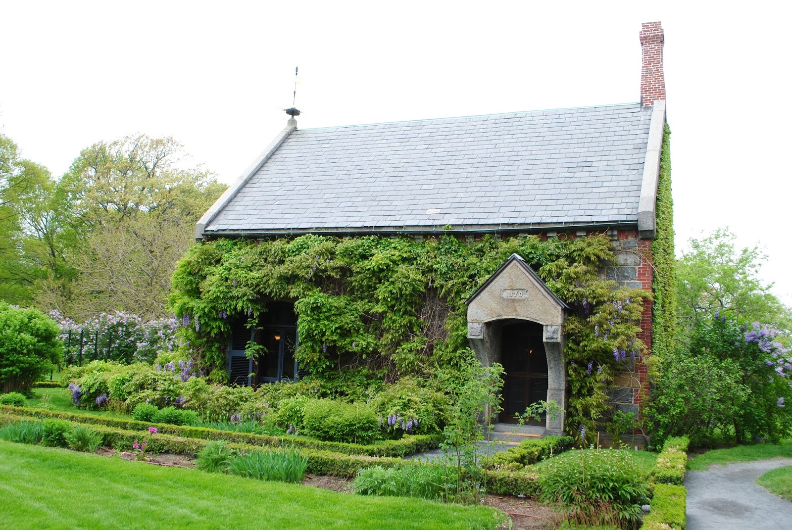 Columbia Creations: Peace Field Homes of the Adams