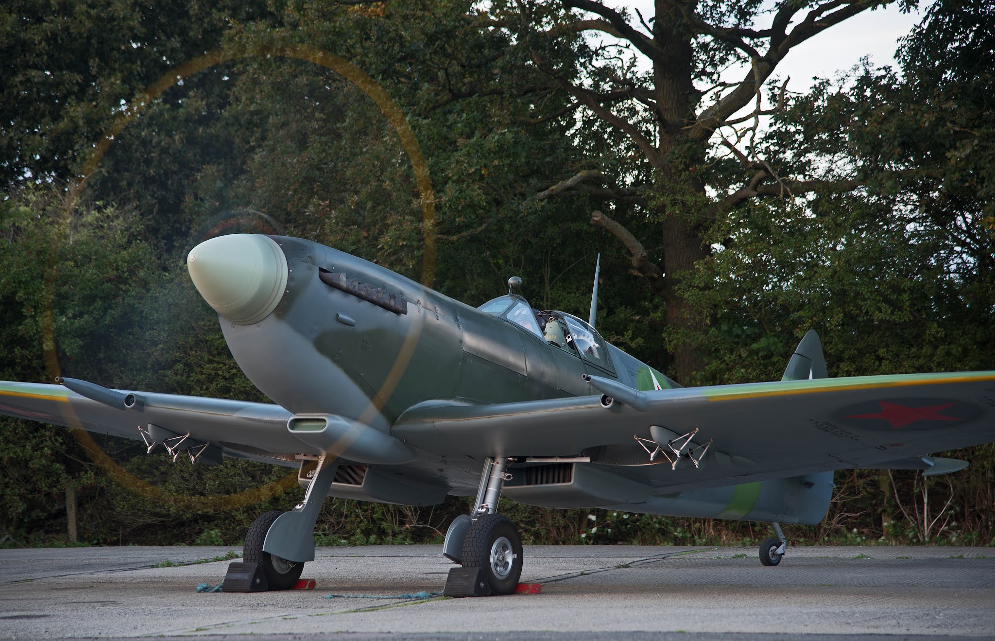 The Russian Spitfire PT879 (The Hangar 11 Collection) North Weald ...