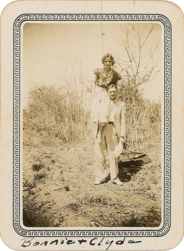 Pictures of Bonnie and Clyde Photographed With Henry Methvin and Joe ...