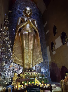 Places to Travel in Myanmar: Ananda Pagoda and The King Kyansitthar