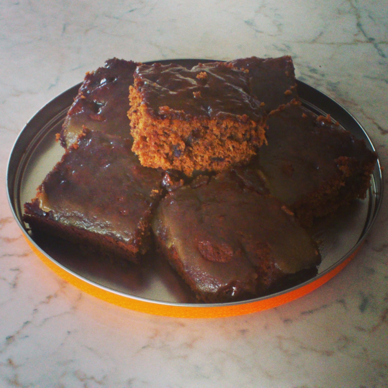 Jacqui's Baking Bites: Sticky Toffee Squares