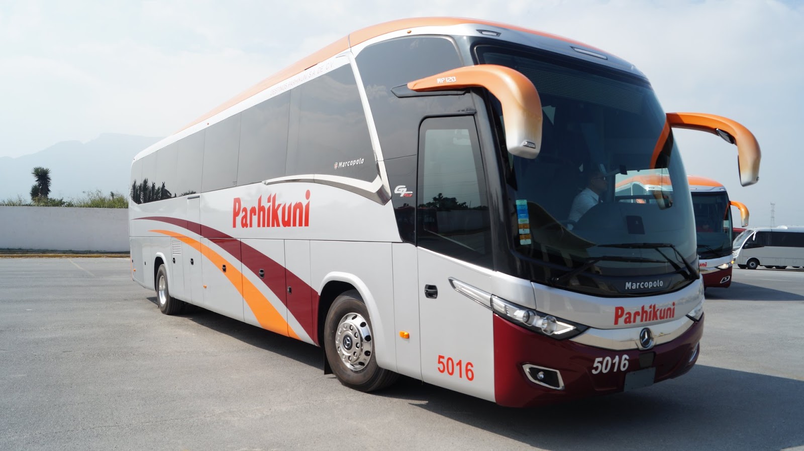 Parhikuni estrena 5 Mercedes Benz Marcopolo g7 Plus