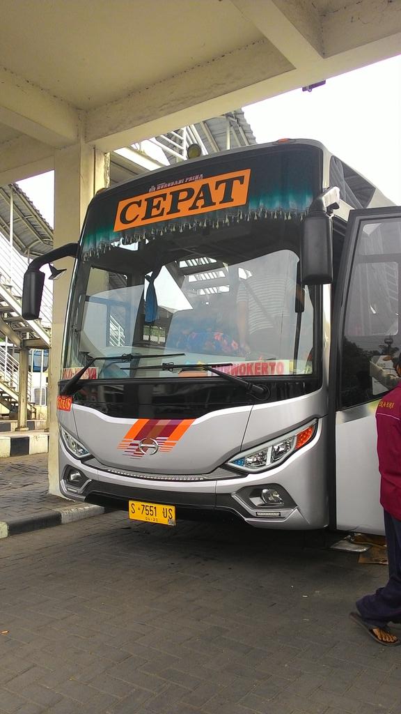 Bus Cepat Eka Trayek Surabaya - Purwokerto Resmi Ngelen Pada 02 Juli 2015