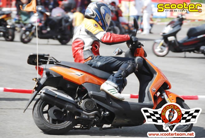SCOOTER TEAM: Test Drive AKT Dynamic 125cc